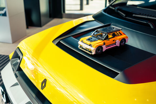 Renault calls for public support to get Renault 5 Turbo 3E into ...